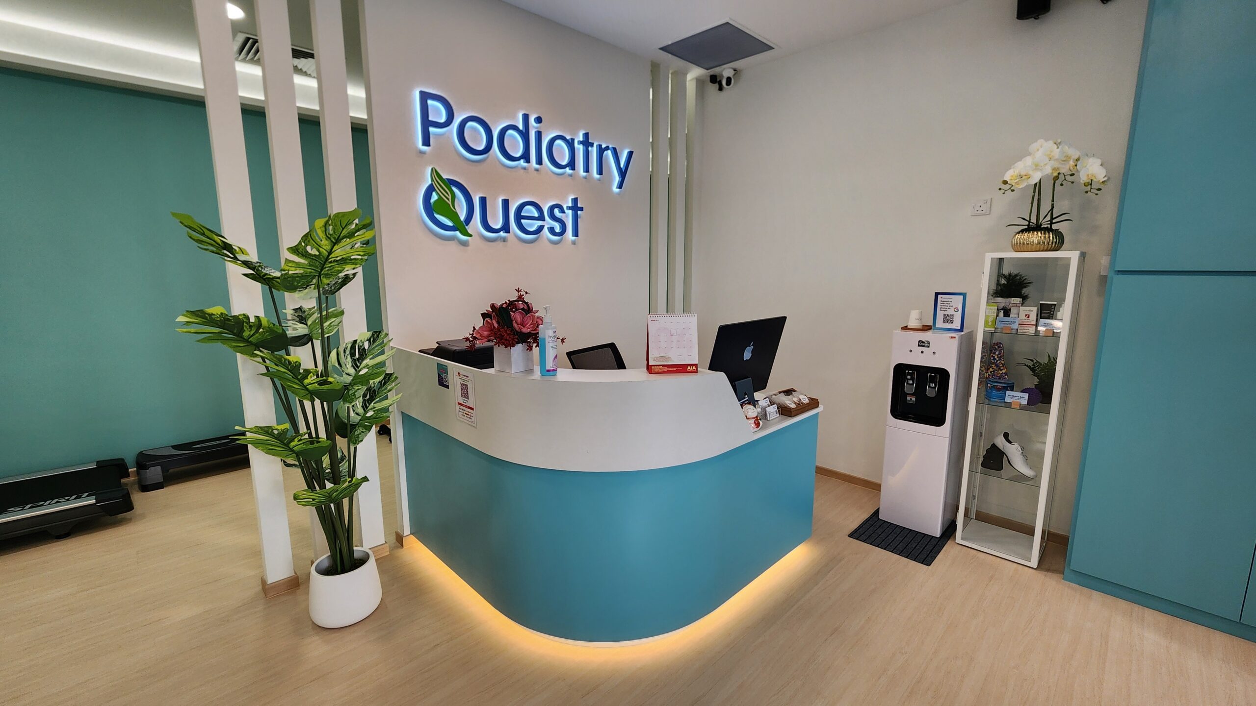 About & Contact - Podiatry Quest